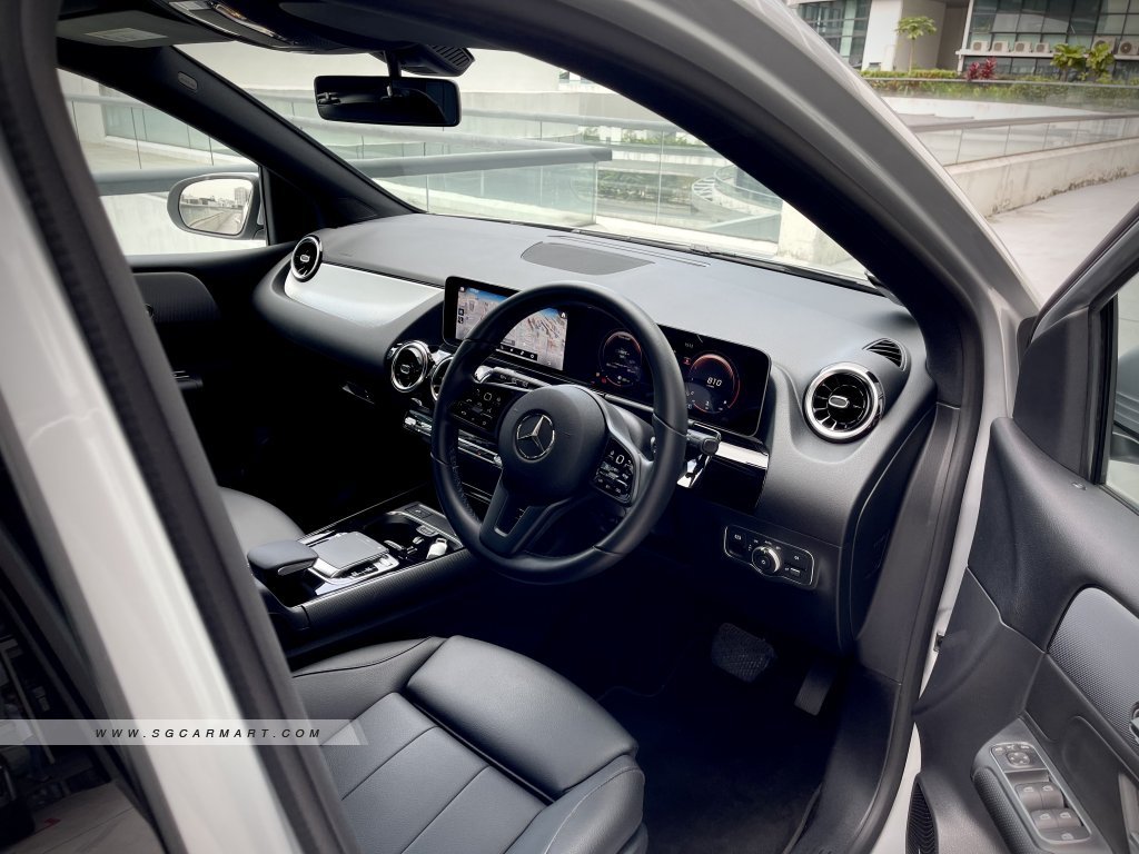Mercedes-Benz B-Class B180 Style - Dream Selection Pte. Ltd.